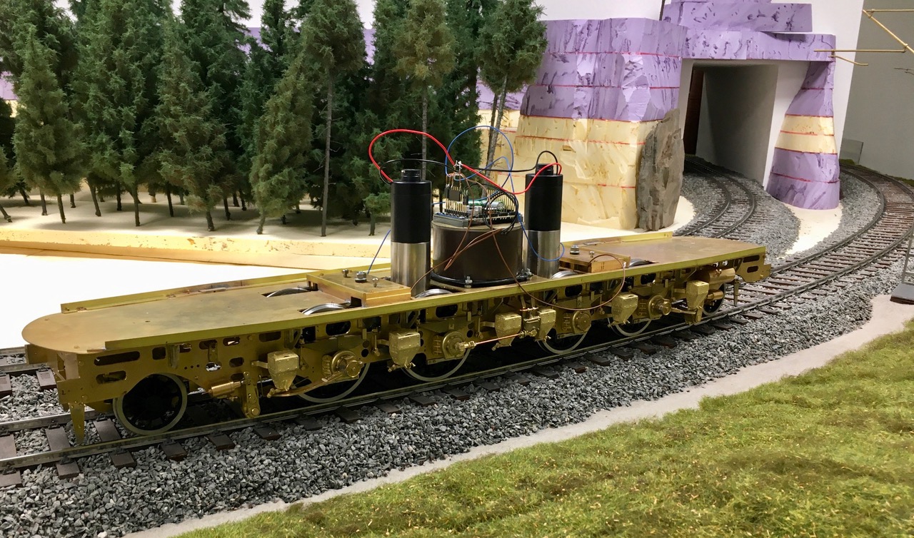 Erste Probefahrten auf der Anlage – DR18 in Spur II